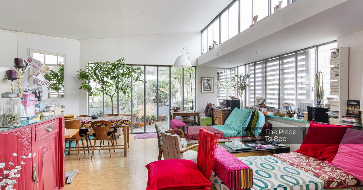 Artist house with art studio and a rooftop terrace recording studio ...