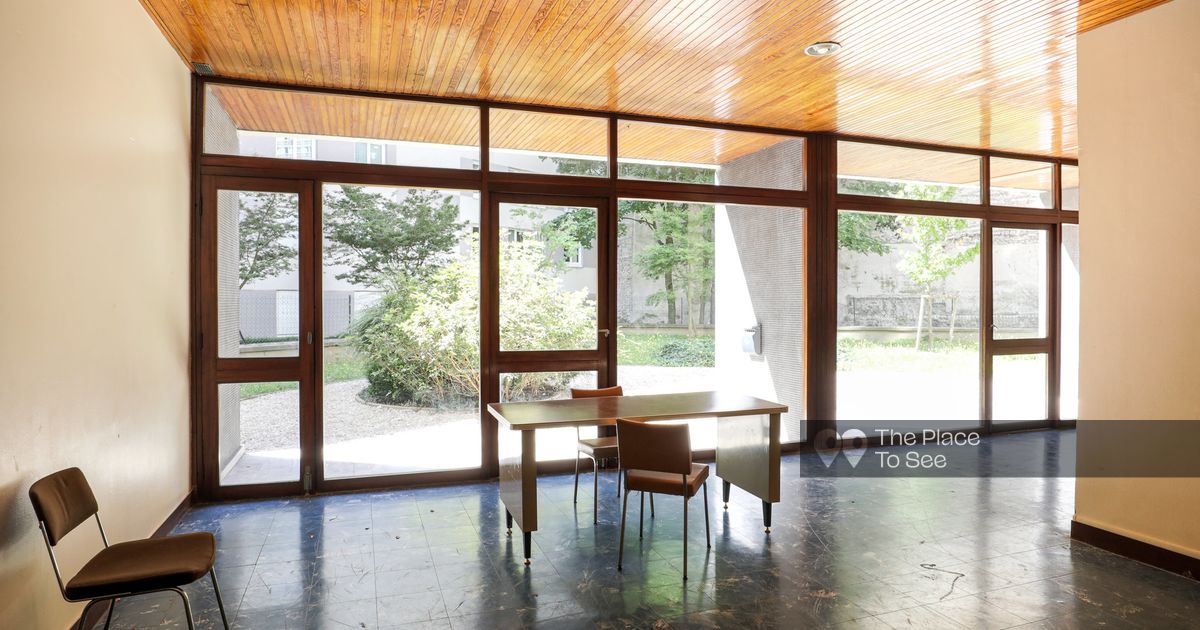 Common areas of a sixties building | The place to see