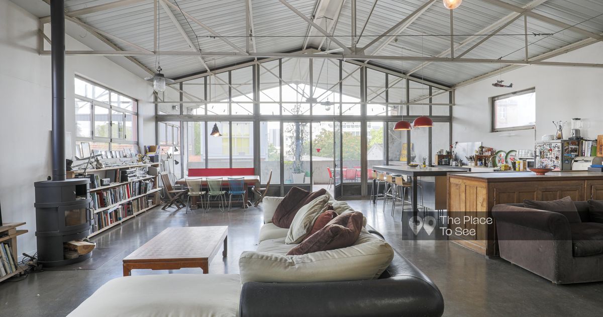 Industrial loft with concrete and metal structure | The place to see