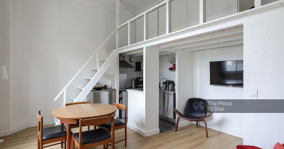 Small and simple studio apartment with mezzanine | The place to see
