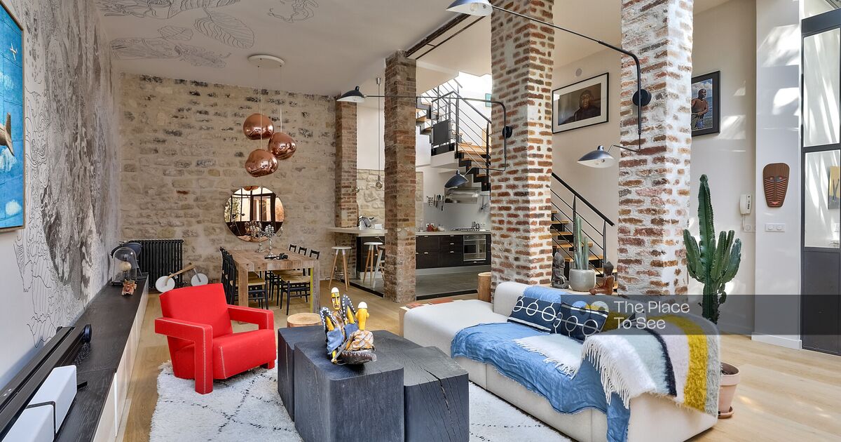Brick and glass roof loft in duplex | The place to see