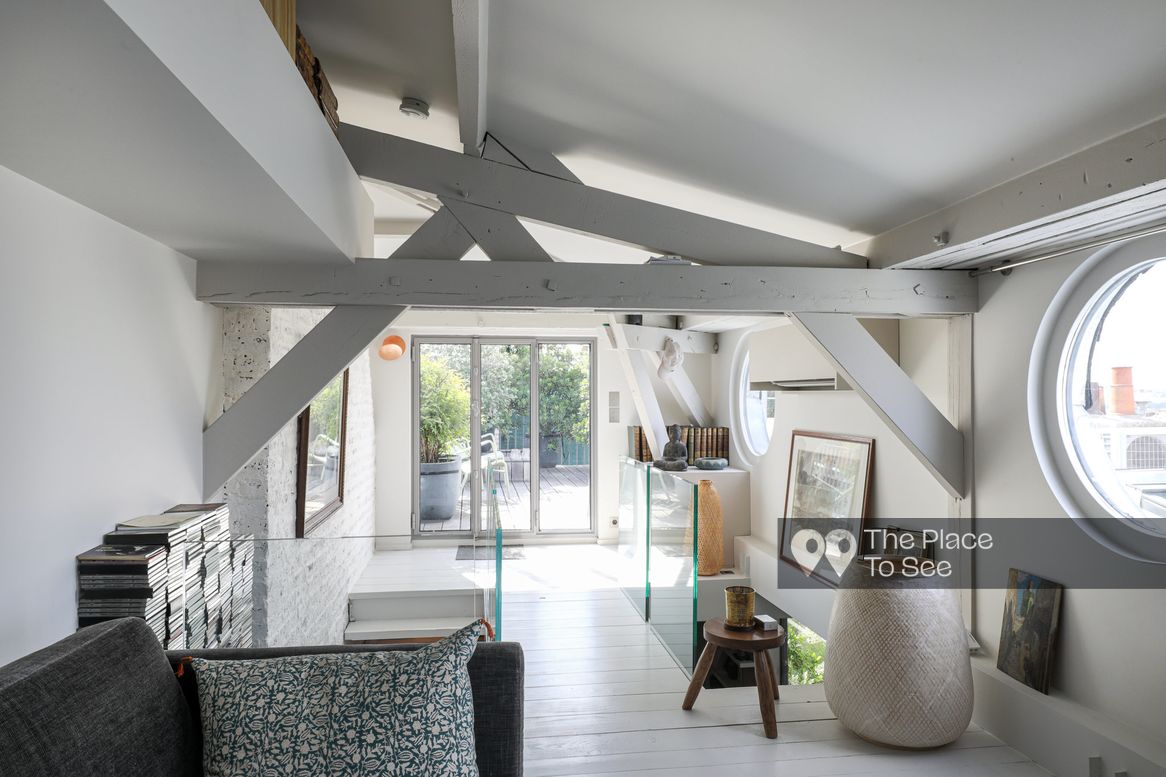 Appartement parisien triplex avec rooftop et vue Tour Eiffel Paris toits | The place to see