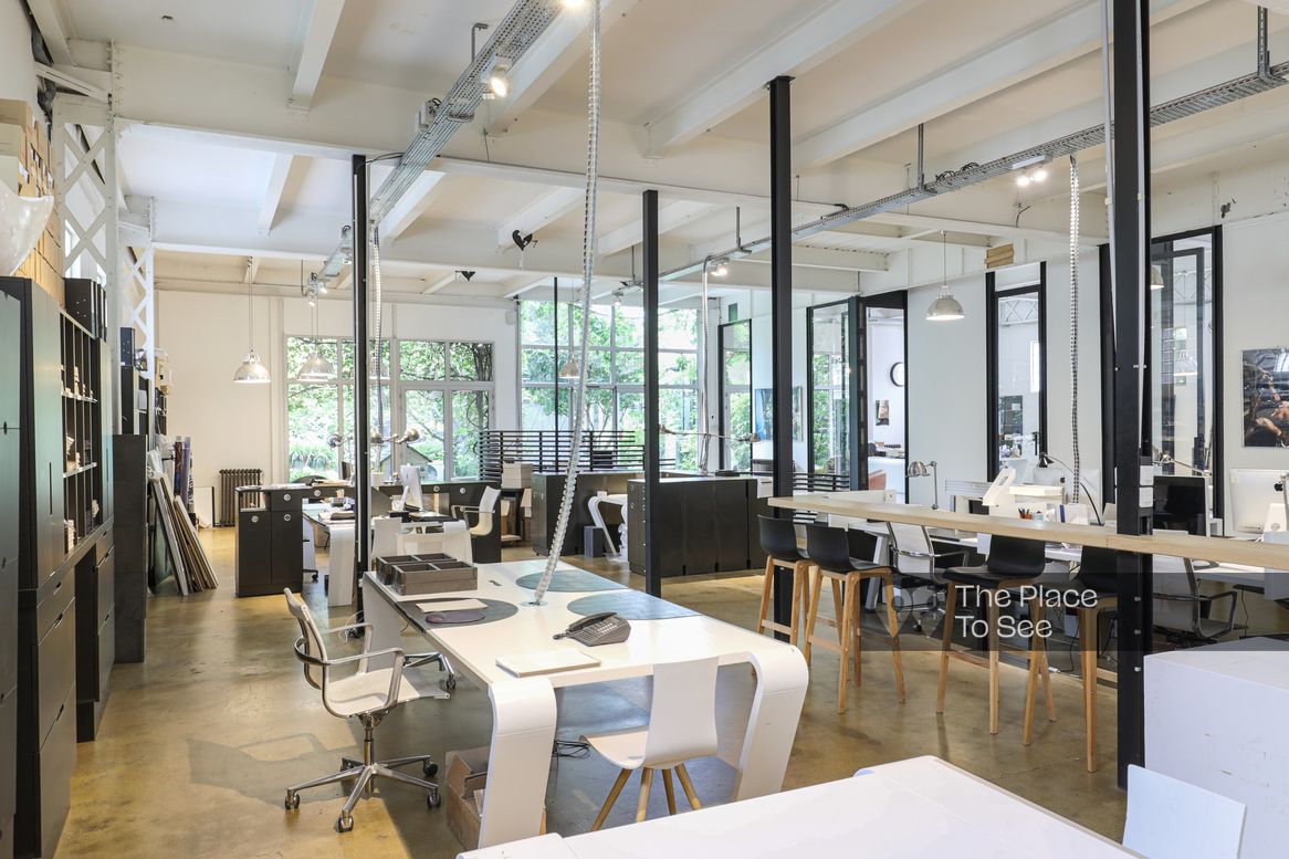 Industrial building converted into an open space | The place to see