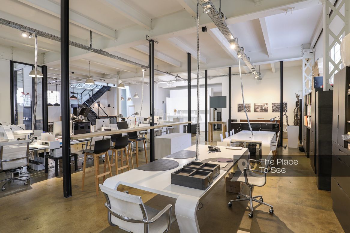 Industrial building converted into an open space | The place to see
