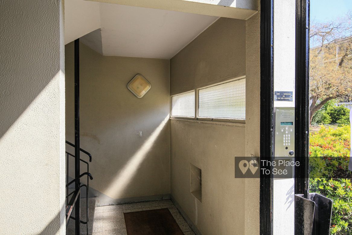 Duplex moderne dans une résidence hlm | The place to see