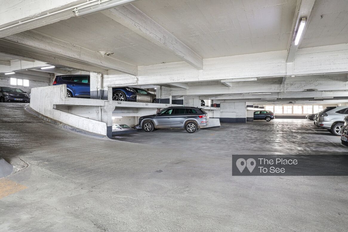 Parking avec rooftop et vue sur tout Paris | The place to see