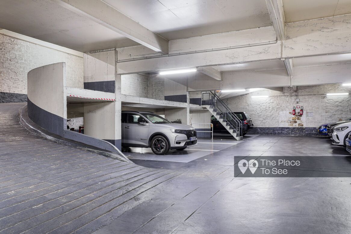 Parking avec rooftop et vue sur tout Paris | The place to see